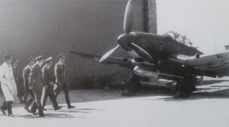 Ju-87 D-4 - 碧蓝航线WIKI_BWIKI_哔哩哔哩